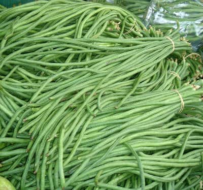 Karamani (Long Beans) Poriyal Recipe - Awesome Cuisine