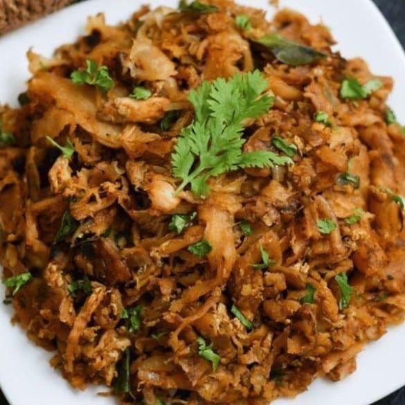 Mutton Kothu Parotta Recipe - South Indian Mutton Kothu Parotta Recipe ...