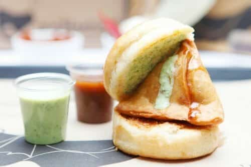 Samosa Pav Recipe - How to make Mumbai Samosa Pav
