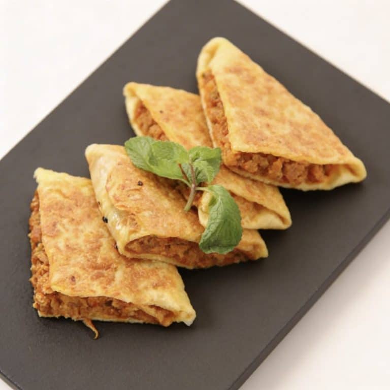 What Are the Best Mumbai Street Food Dishes to Try? - Awesome Cuisine